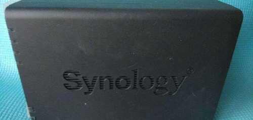 Сетевой накопитель Synology DS212