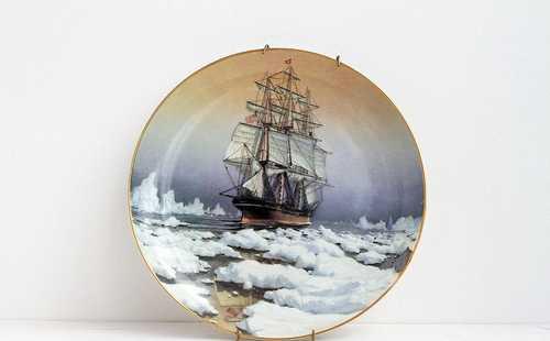 Декоративная тарелка Franklin Porcelain. Фарфор