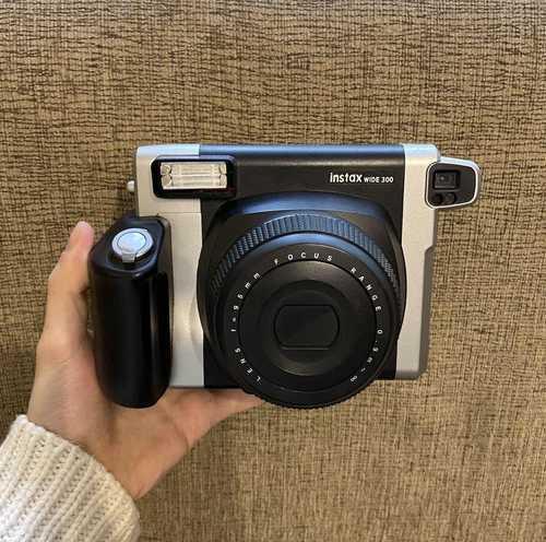 Фотоаппарат полароид Fujifilm instax wide 300