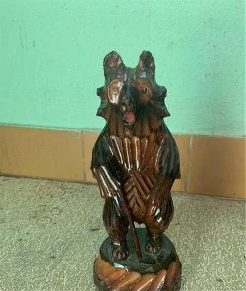 Медведь, деревянная статуэтка