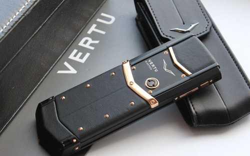 Телефон Vertu signature S design black gold
