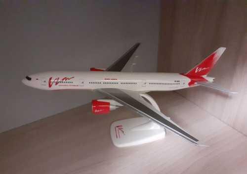 Модель самолета боинг 777 Вим Авиа 1/200