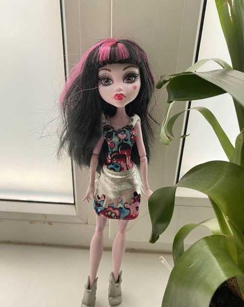 Кукла Monster High Дракулаура (Draculaura)