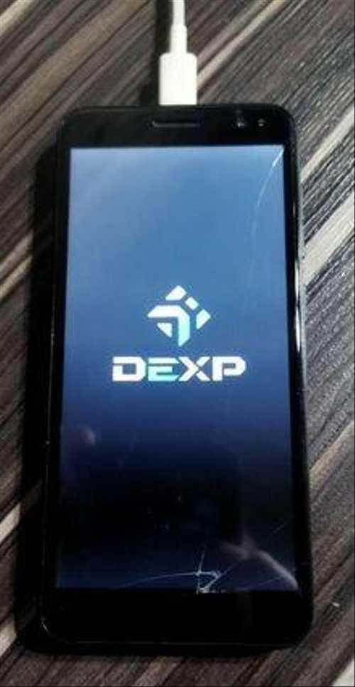Смартфон dexp A250 32 гб 5" разбит тачскрин