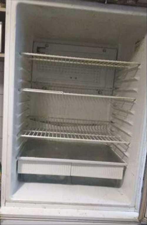 Холодильник бу даром