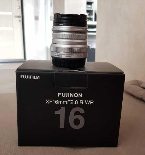 Fujifilm XF 16mm F2.8 R WR серебро