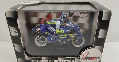 Модель Suzuki RGV500 KennyRoberts2000 2Wheels 1/24