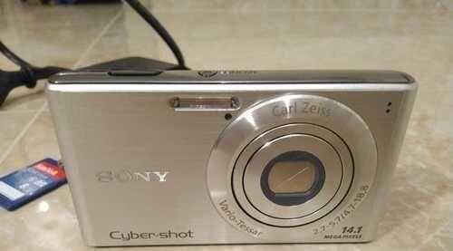 Цифровой фотоаппарат 14.1Мп Sony w530