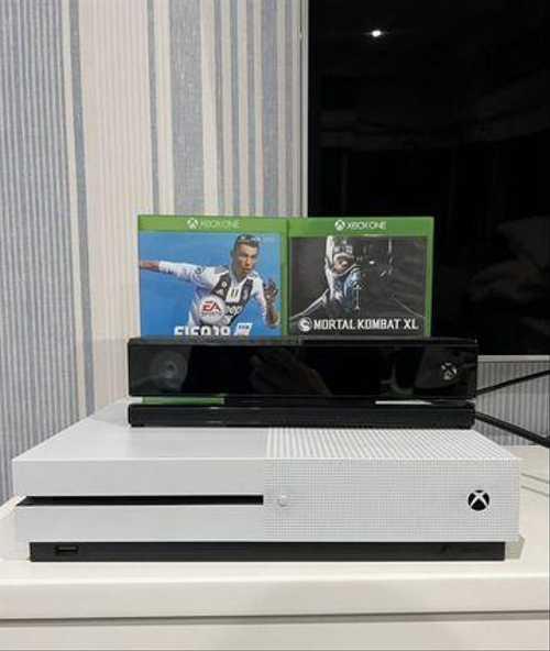 Xbox one s 1tb с kinect