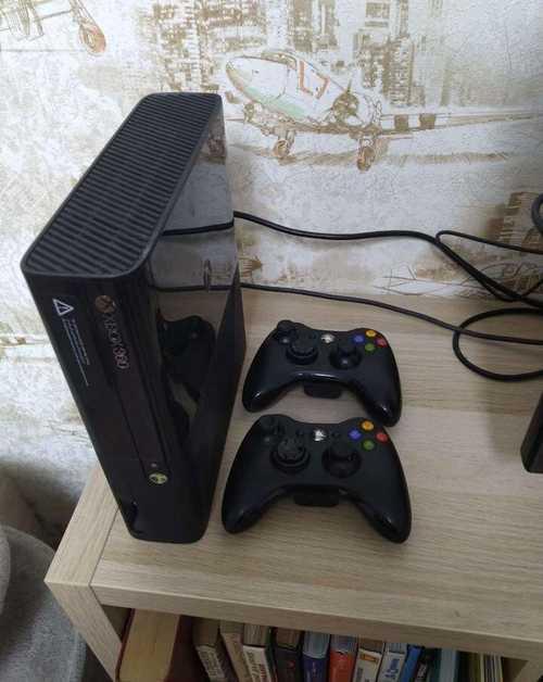 Xbox 360 E - 250Gb Freeboot