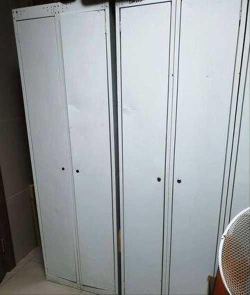 Шкафчик для одежды металлический бу