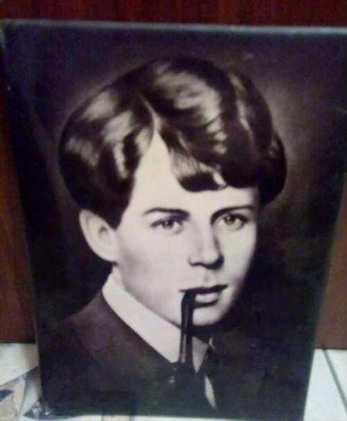 Портрет С. Есенина