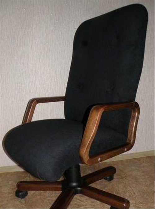 Кресло компьютерное руководителя