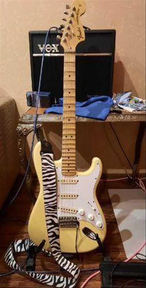 Fender Stratocaster ST-72 Japan