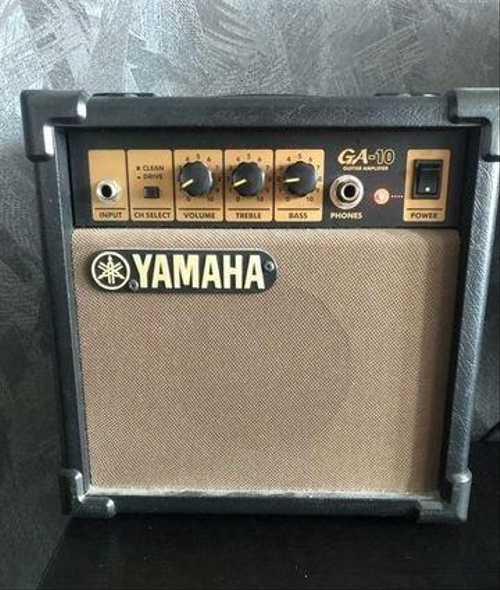 Гитарный комбоусилитель Yamaha GA - 10
