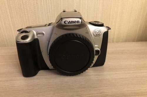 Зеркальный фотоаппарат пленочный canon