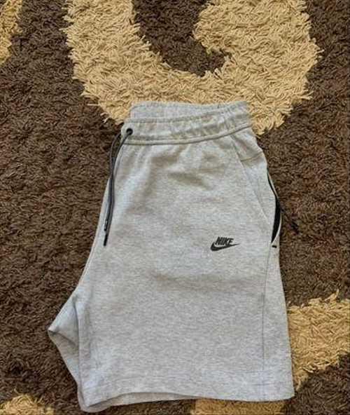 Шорты nike tech fleece