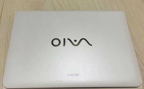 Ноутбук Sony vaio SVE1411E1RW с SSD и новой сумкой