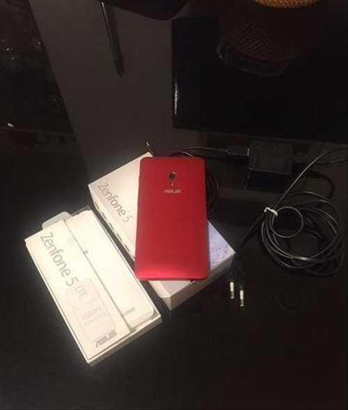 Смартфон Asus Zen Phone 5