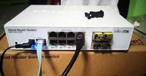Коммутатор MikroTik Cloud Router Switch CRS112-8G