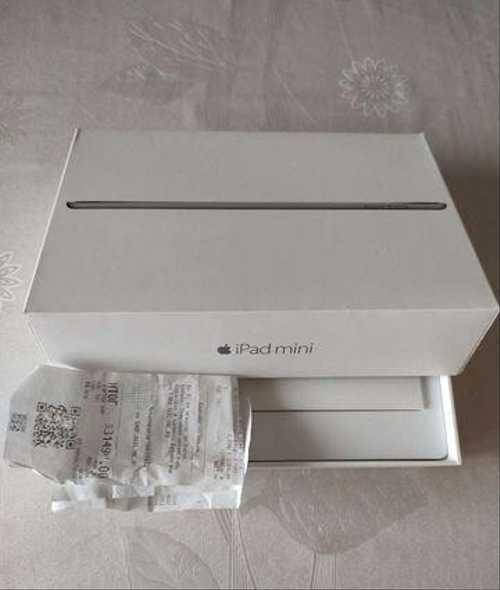 Коробка с чеком от iPad mini 4