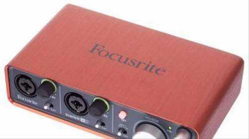 Внешняя звуковая карта Focusrite Scarlett 2i2