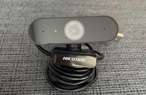 Веб-камера Hikvision DS-U02