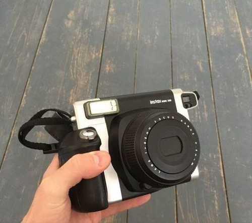 Моментальный фотоаппарат Fuji Instax 300 Wide