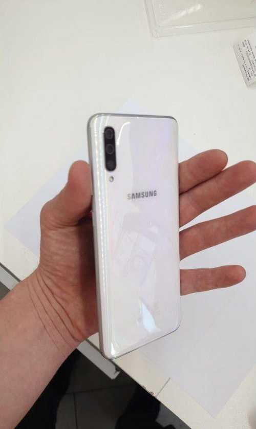 SAMSUNG Galaxy A70 -128G