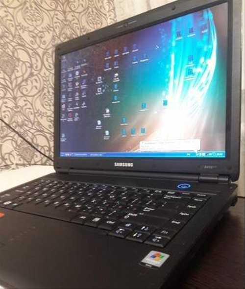 Продам ноутбук samsung NP-R410L