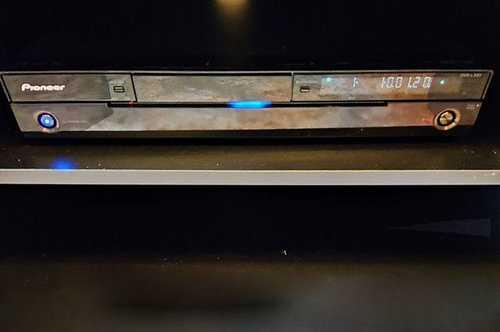 Фирменный Pioneer dvr-LX61 с коллекцией дисков
