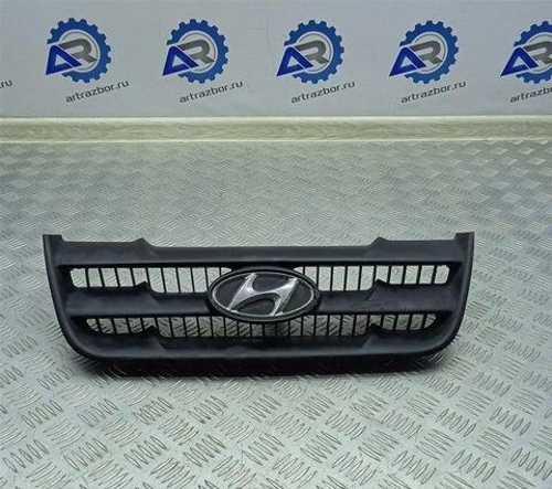 Решетка радиатора Hyundai Matrix МКПП