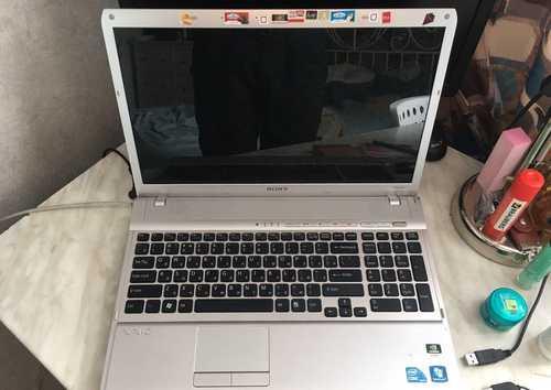 Sony vaio vpcf11E1R