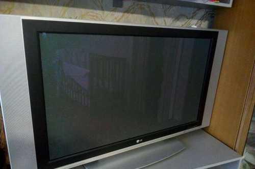 Телевизор плазма LG 42PX3RV-ZA требуется ремонт