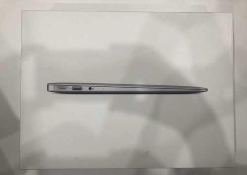 Коробка от MacBook Air 13 2015