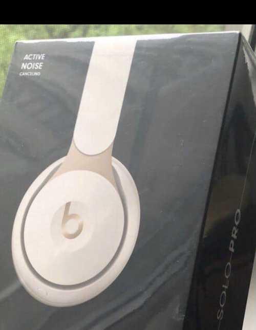 Beats Solo Pro