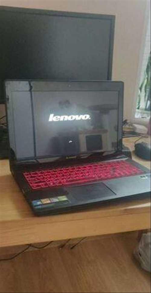 Lenovo Y500