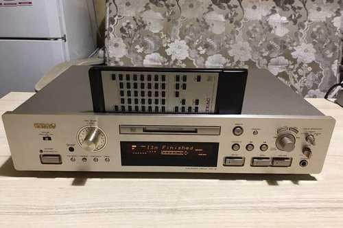 Teac MD-8 Hi-Fi минидисковая дека