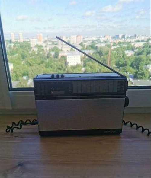 Радио приёмник VEF-221