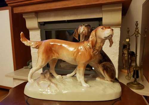 Royal dux, Большая статуэтка охотничьи собаки