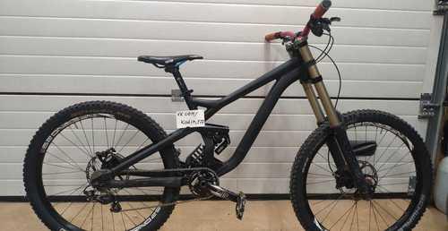 Велосипед Commencal DH V3