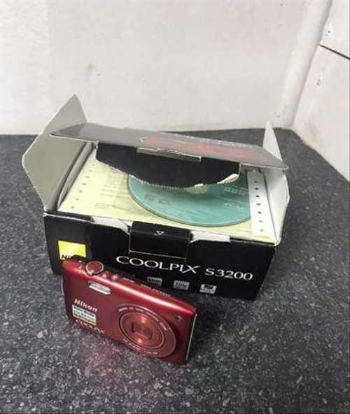 Экшн камера Nikon coolpix 3200