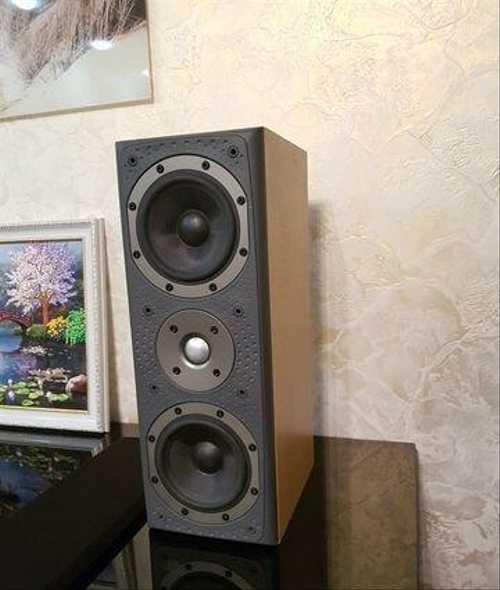 Bowers & Wilkins LCR3
