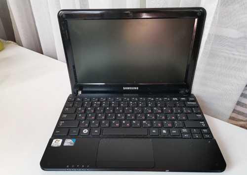 Нетбук Samsung NP-NC110-A0CRU