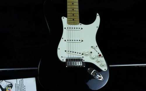 Fender American Series VG Roland Stratocaster