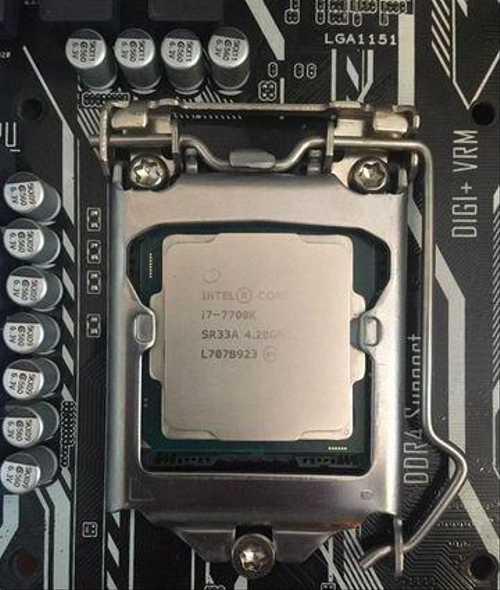 Intel i7-7700k.