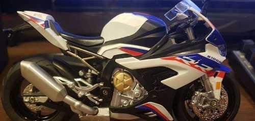 BMW S1000RR масштабная модель 1:12