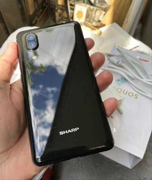 Sharp aquos S2 4/64GB. (NFC)