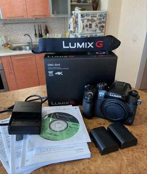 Panasonic GH4, V-log