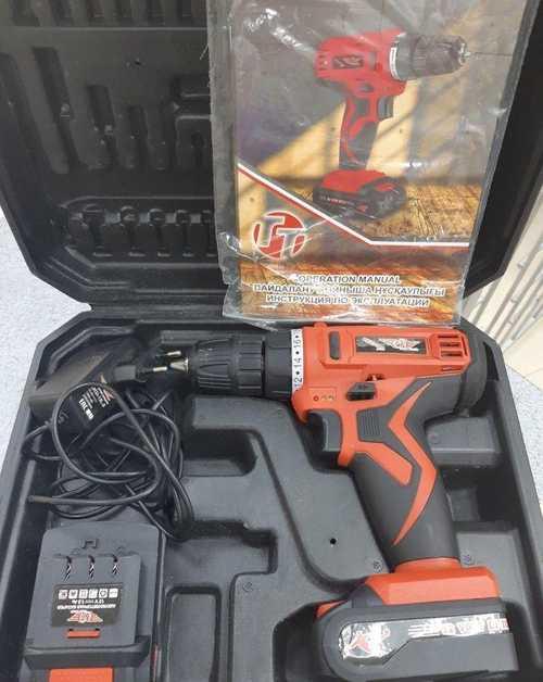 Шуруповерт Total Tools dcd 12l 2